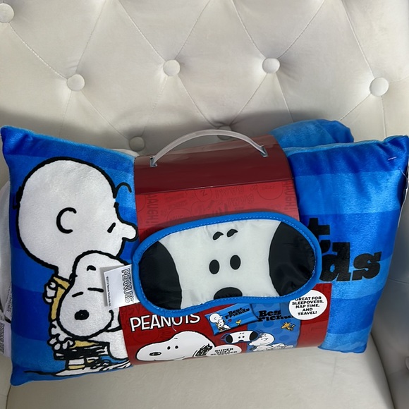 Peanuts | Bedding | Snoopy Peanuts 3pc Sleepover Set | Poshmark